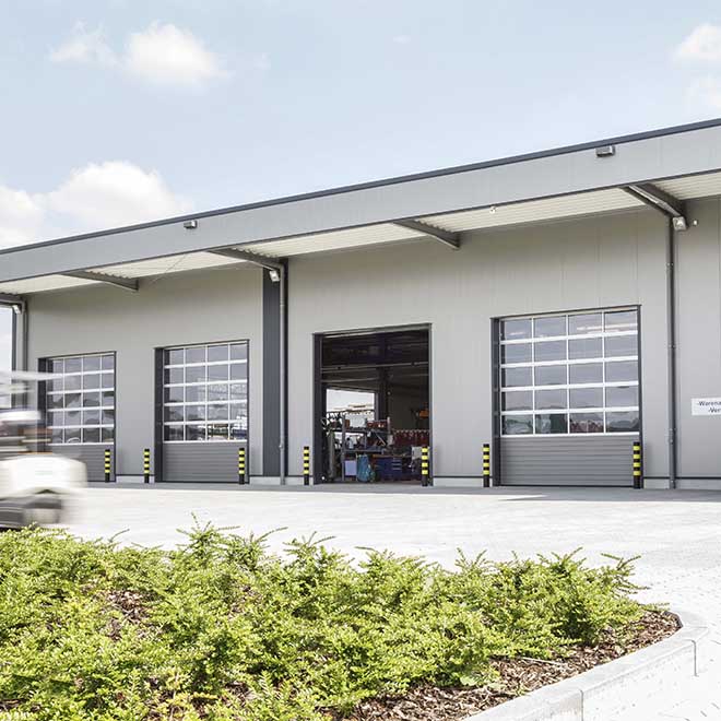 Průmyslová sekční vrata "SLW 40" - FAMO Olomouc